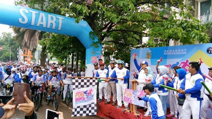 Ribuan Warga Meriahkan Fun Bike And Run Di Jakarta Selatan | Detak.co ...