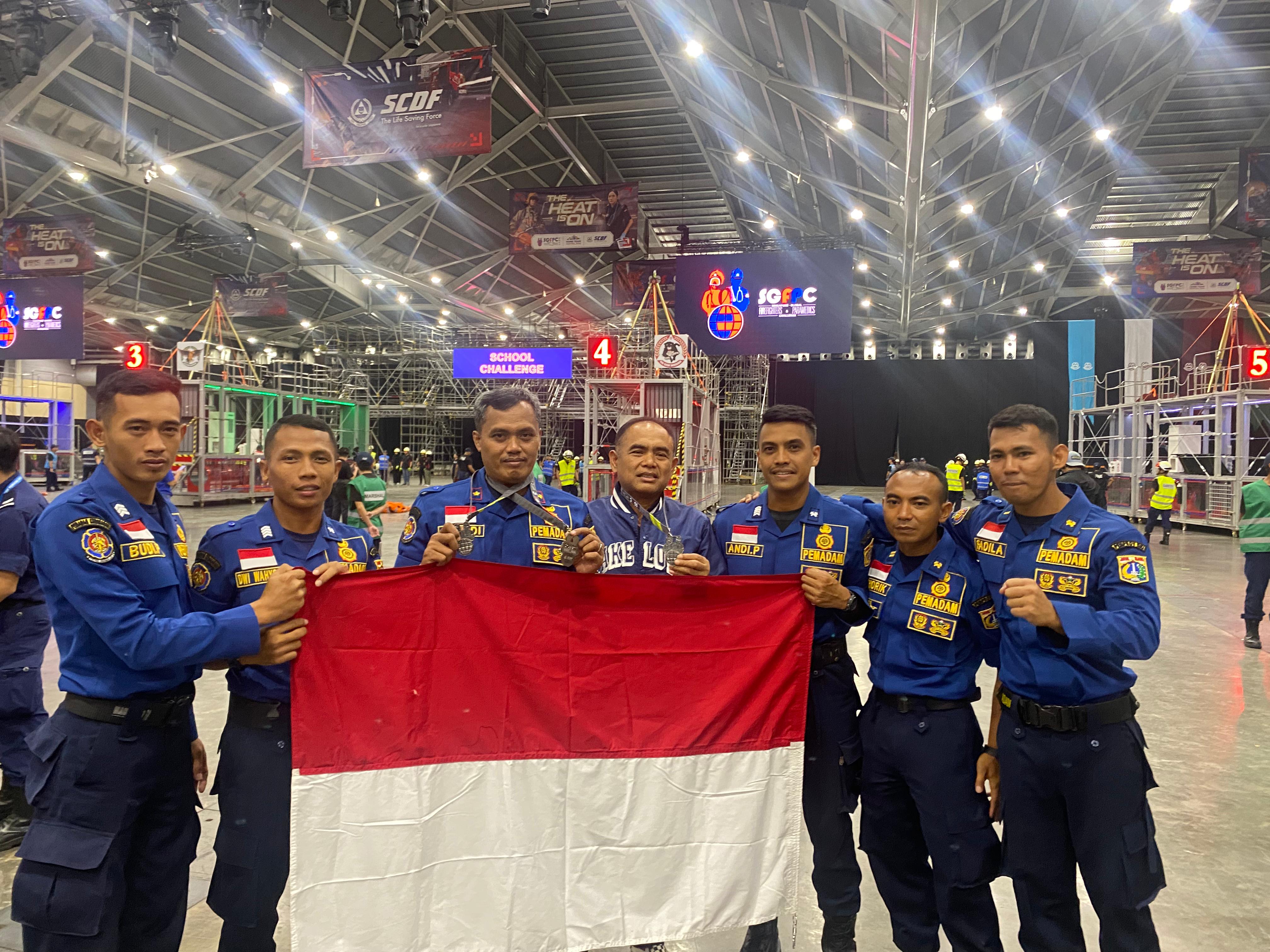 Petugas Pemadam Jakarta Raih Lima Medali Pada Kompetisi Singapore ...
